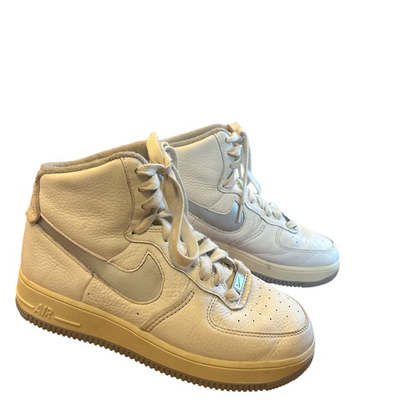 Nike | Shoes | Nike Af Air Force Ones Hightop Womens 75 White Silver ...